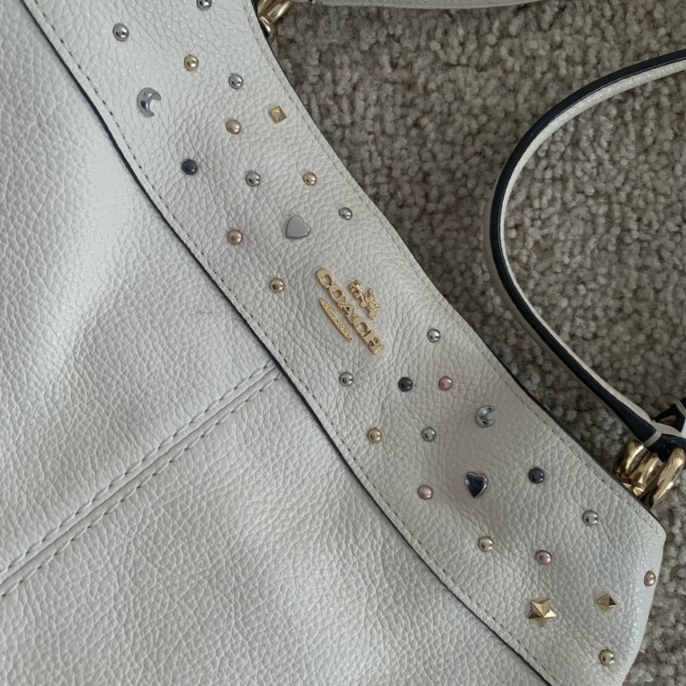 Ivory Leather Coach Purse - Gem